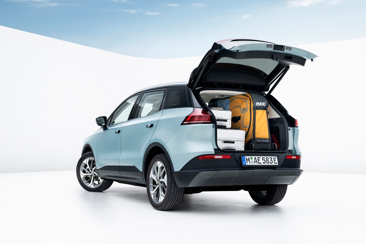 Sommer, Sonne, Freiraum: Der Aiways U5 SUV - der perfekter Urlaubsbegleiter | Presseportal